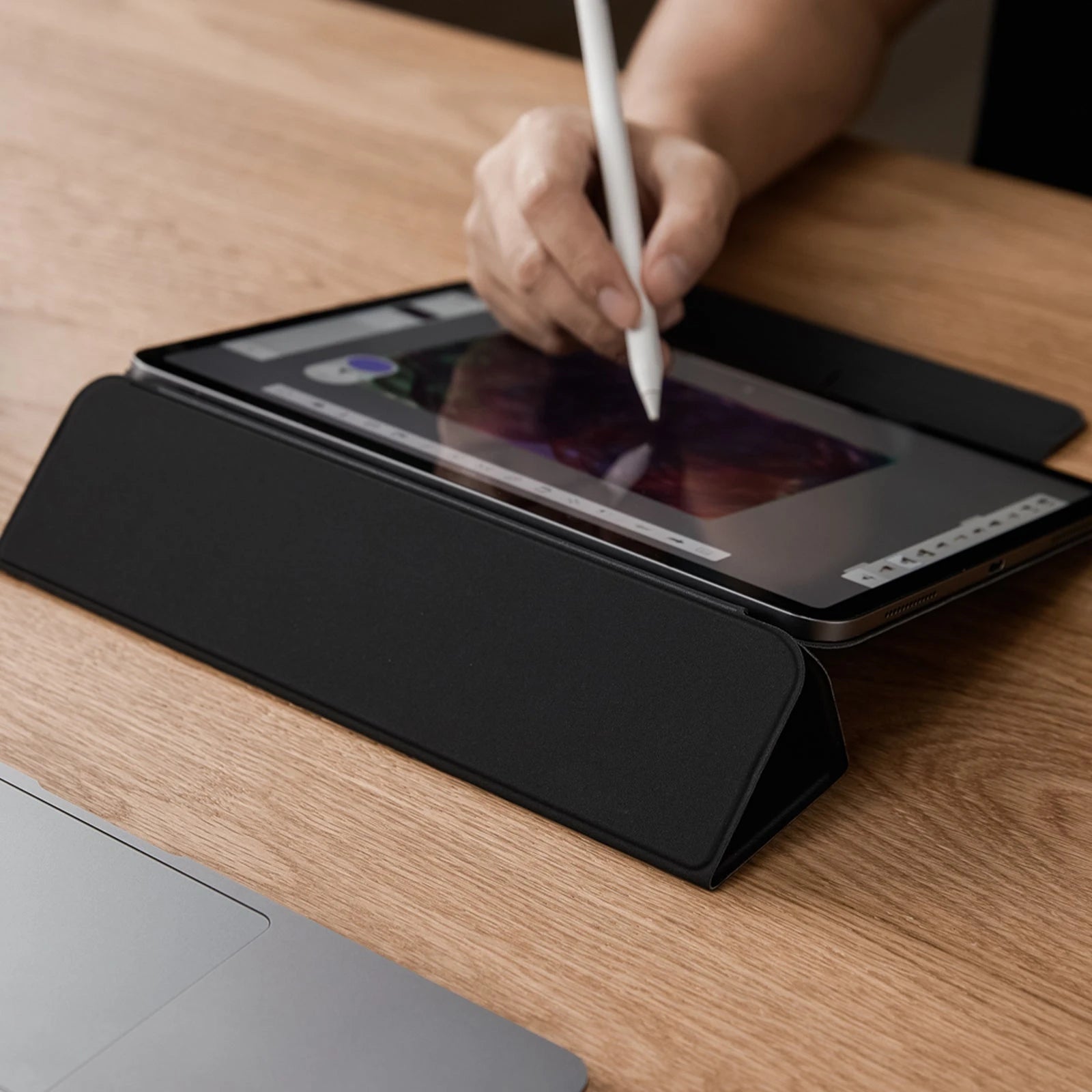 iPad Pro 12.9 (6th/5th/4th Gen) Rebound Magnetic Slim Case Cover - ESR